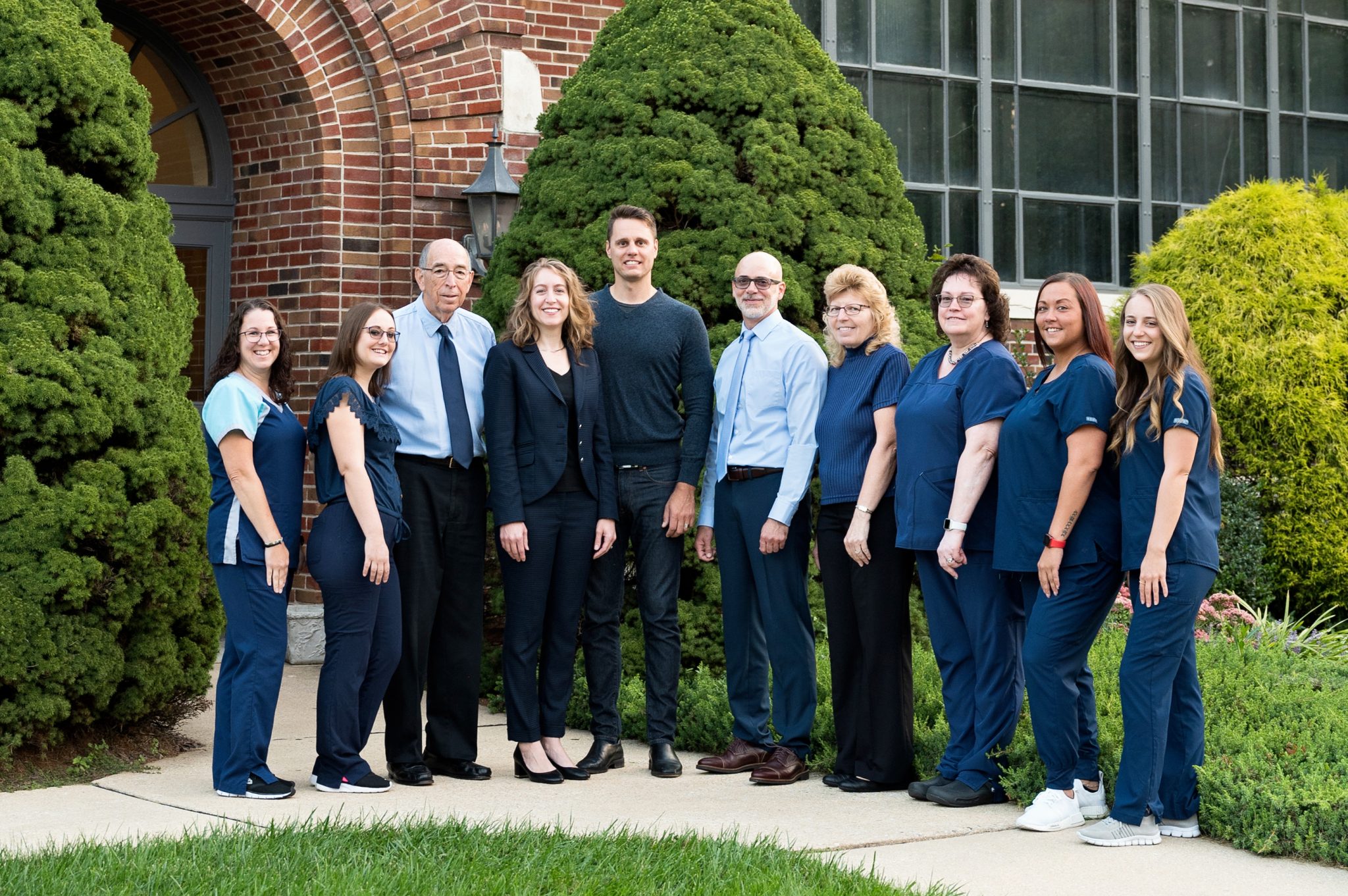 About Us - Elmwood Eye Center - Optometrist, Ophthalmologist, Eye exams